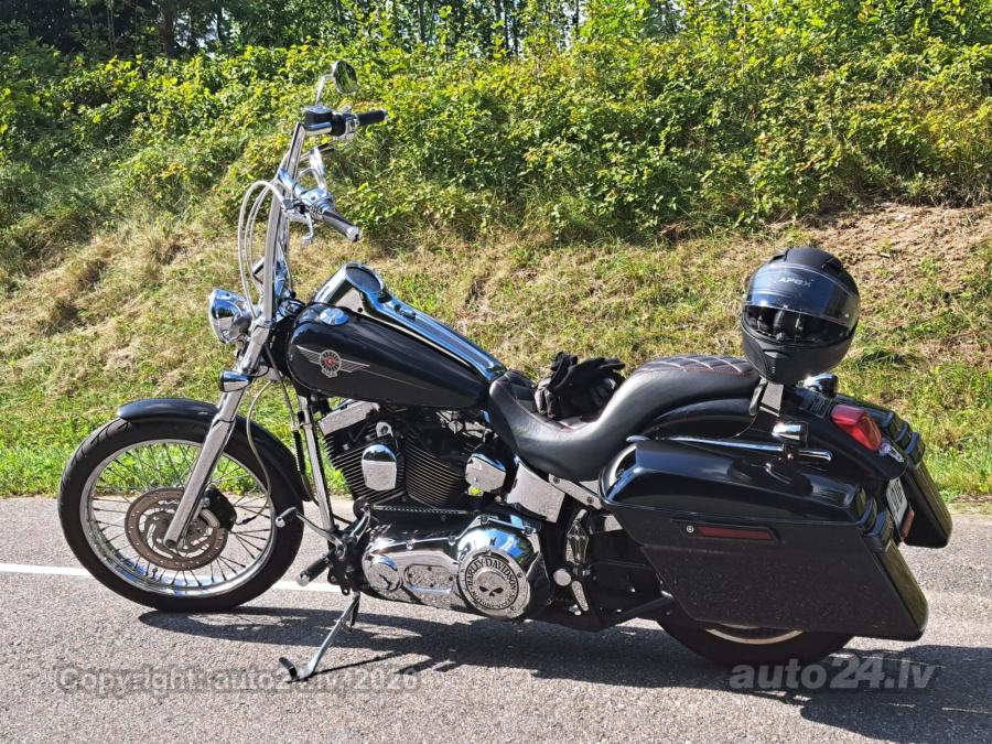 Harley-Davidson Softail 2001 in Tallinn, with an engine capacity of 1.45 L and mileage of 49 thousand km for 6390 €, photo 4 on AUTOMOTO.COM.LV
