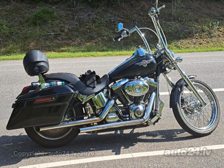 Harley-Davidson Softail 2001 in Tallinn, with an engine capacity of 1.45 L and mileage of 49 thousand km for 6390 €, photo 5 on AUTOMOTO.COM.LV