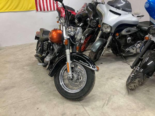 Харли-Девидсон Softail 2002 в Шяуляй, объемом двигателя 0.00 л и пробегом 40 тыс. км за 4100 €, фото 2 на AUTOMOTO.COM.LV