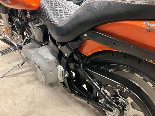Харли-Девидсон Softail 2002 в Шяуляй, объемом двигателя 0.00 л и пробегом 40 тыс. км за 4100 €, фото 6 на AUTOMOTO.COM.LV