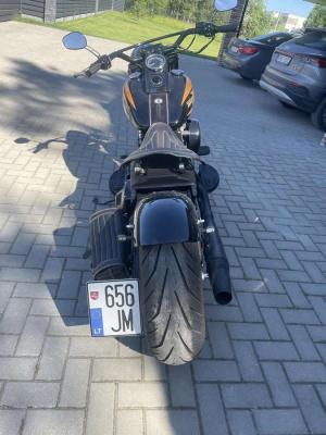 Harley-Davidson Softail 2006 Viļņa, ar dzinēja tilpumu 1.45 L un nobraukumu 28 tūkst. km par 7800 €, foto 6 vietnē AUTOMOTO.COM.LV