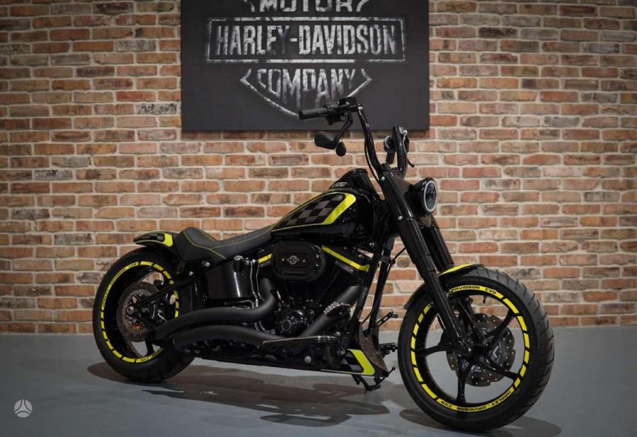 Harley-Davidson Softail 2012 in Kaunas, with an engine capacity of 1.80 L and mileage of 6 thousand km for 15555 €, photo 4 on AUTOMOTO.COM.LV