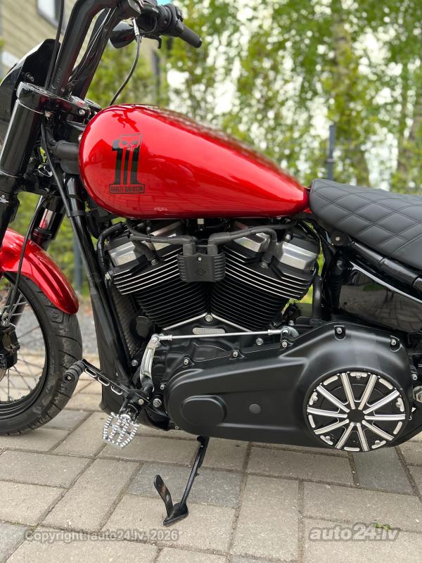 Harley-Davidson Softail 2018 in Tallinn, with an engine capacity of 1.75 L and mileage of 15 thousand km for 11900 €, photo 4 on AUTOMOTO.COM.LV