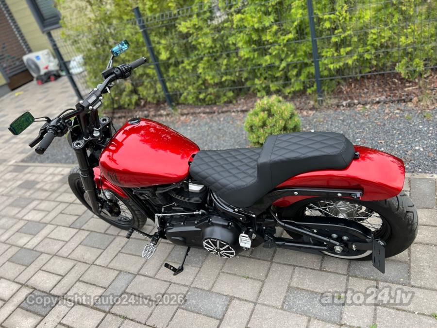 Harley-Davidson Softail 2018 in Tallinn, with an engine capacity of 1.75 L and mileage of 15 thousand km for 11900 €, photo 7 on AUTOMOTO.COM.LV