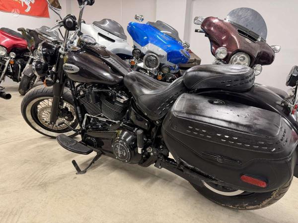 Harley-Davidson Softail 2021 Šauļi, ar dzinēja tilpumu 1.95 L un nobraukumu 5 tūkst. km par 6800 €, foto 2 vietnē AUTOMOTO.COM.LV