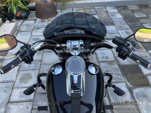Melns Harley-Davidson Sport Glide 2018 Pērnava, ar dzinēja tilpumu 1.75 L un nobraukumu 32 tūkst. km par 17000 €, foto 6 vietnē AUTOMOTO.COM.LV