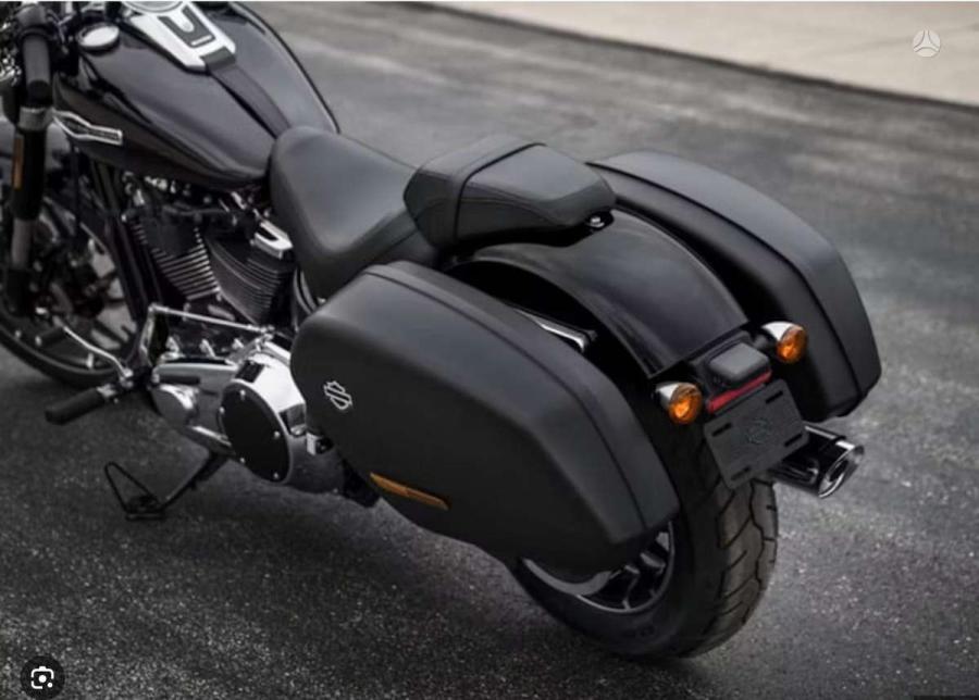 Черный Харли-Девидсон Sport Glide 2018 в Вильнюс, объемом двигателя 1.75 л и пробегом 8 тыс. км за 13500 €, фото 12 на AUTOMOTO.COM.LV
