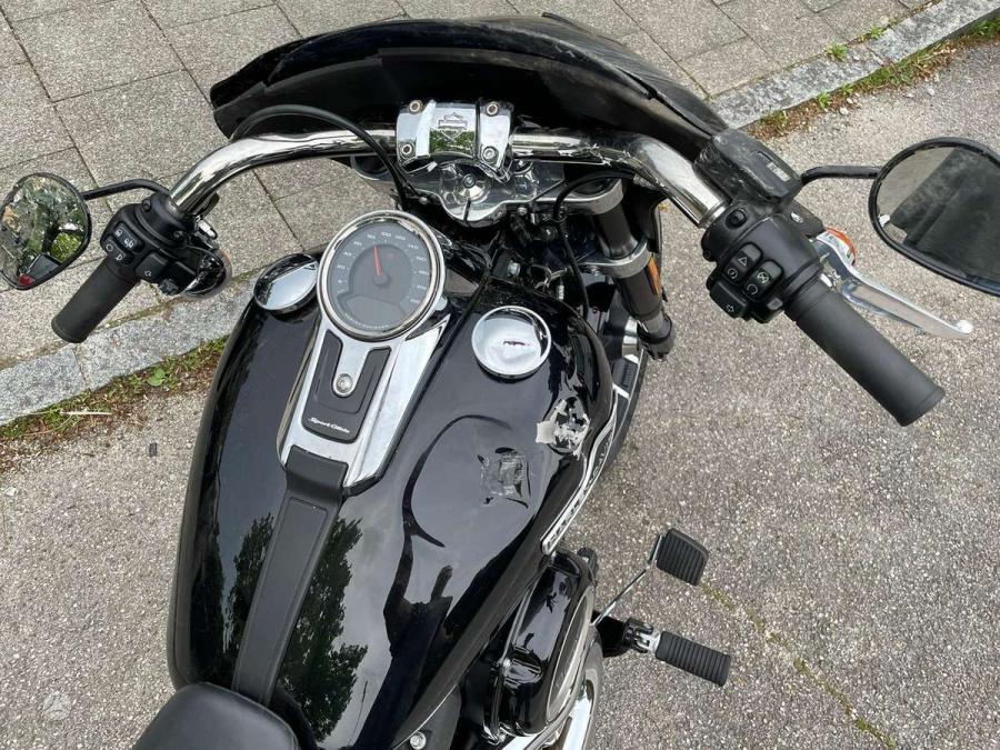 Harley-Davidson Sport Glide 2020 Tauragė, ar dzinēja tilpumu 1.70 L un nobraukumu 10 tūkst. km par 12200 €, foto 8 vietnē AUTOMOTO.COM.LV