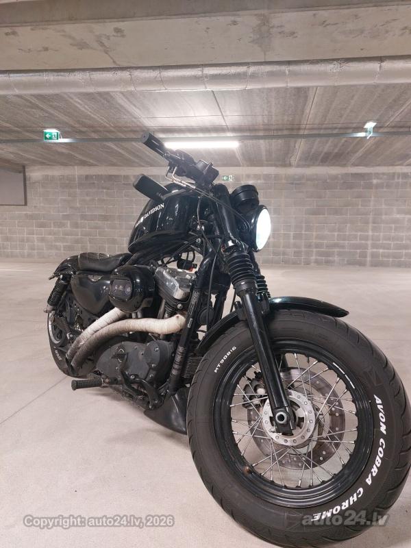 Melns Harley-Davidson Sportster 1200 2013 Tallina, ar dzinēja tilpumu 1.20 L un nobraukumu 22 tūkst. km par 7700 €, foto 2 vietnē AUTOMOTO.COM.LV
