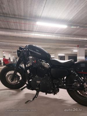 Black Harley-Davidson Sportster 1200 2013 in Tallinn, with an engine capacity of 1.20 L and mileage of 22 thousand km for 7700 €, photo 6 on AUTOMOTO.COM.LV