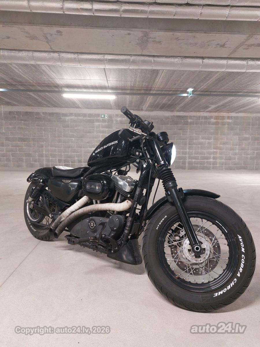 Black Harley-Davidson Sportster 1200 2013 in Tallinn, with an engine capacity of 1.20 L and mileage of 22 thousand km for 7700 €, photo 8 on AUTOMOTO.COM.LV