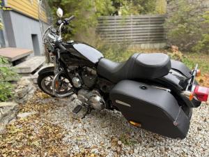 Black Harley-Davidson Sportster 1200 2017 in Tallinn, with an engine capacity of 1.20 L and mileage of 8 thousand km for 9950 €, photo  on AUTOMOTO.COM.LV