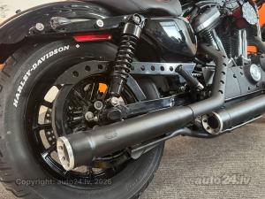 Черный Харли-Девидсон Sportster 883 2014 в Тарту, объемом двигателя 0.88 л и пробегом 33 тыс. км за 8350 €, фото 10 на AUTOMOTO.COM.LV