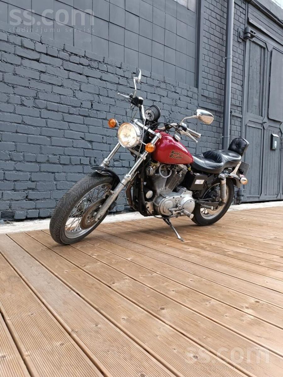 Harley-Davidson Sportster 883 1994 in Riga, with an engine capacity of 0.88 L and mileage of 0 thousand km for 3999 €, photo 1 on AUTOMOTO.COM.LV