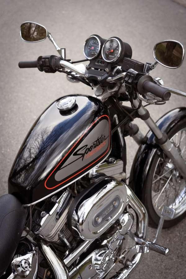 Харли-Девидсон Sportster 1986 в Рига на AUTOMOTO.COM.LV Черный Харли-Девидсон Sportster 1986 в Рига, объемом двигателя 0.88 л и пробегом 97 тыс. км за 4200 €, фото 1 на AUTOMOTO.COM.LV