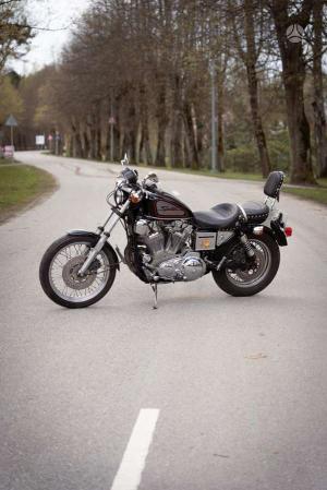Black Harley-Davidson Sportster 1986 in Riga, with an engine capacity of 0.88 L and mileage of 97 thousand km for 4200 €, photo 8 on AUTOMOTO.COM.LV