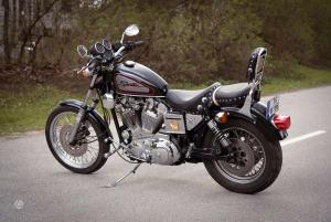 Black Harley-Davidson Sportster 1986 in Riga, with an engine capacity of 0.88 L and mileage of 97 thousand km for 4200 €, photo 13 on AUTOMOTO.COM.LV