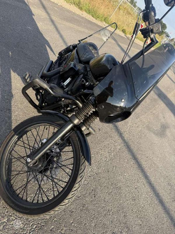 Black Harley-Davidson Sportster 2007 in Vilnius, with an engine capacity of 1.20 L and mileage of 35 thousand km for 6300 €, photo 11 on AUTOMOTO.COM.LV