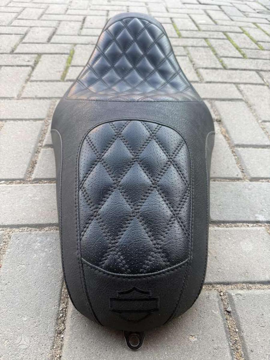Черный Харли-Девидсон Sportster 2007 в Вильнюс, объемом двигателя 1.20 л и пробегом 35 тыс. км за 6300 €, фото 17 на AUTOMOTO.COM.LV