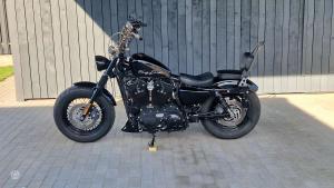 Melns Harley-Davidson Sportster 2010 Klaipėda, ar dzinēja tilpumu 1.20 L un nobraukumu 9 tūkst. km par 9800 €, foto 3 vietnē AUTOMOTO.COM.LV