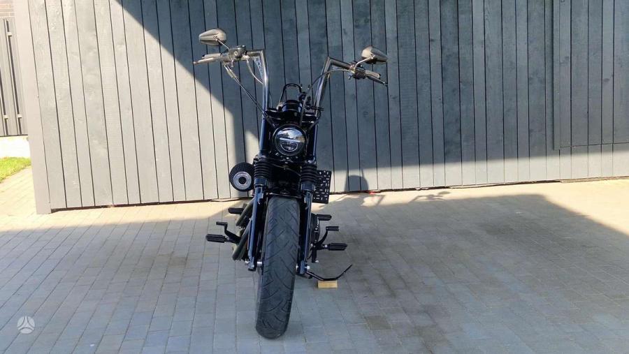 Melns Harley-Davidson Sportster 2010 Klaipėda, ar dzinēja tilpumu 1.20 L un nobraukumu 9 tūkst. km par 9800 €, foto 4 vietnē AUTOMOTO.COM.LV