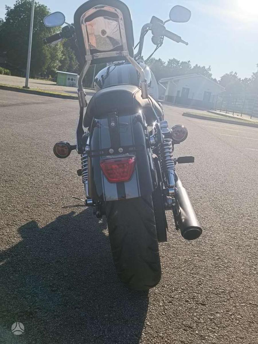 Black Harley-Davidson Sportster 2014 in Pagegiai, with an engine capacity of 1.20 L and mileage of 46 thousand km for 9100 €, photo 4 on AUTOMOTO.COM.LV