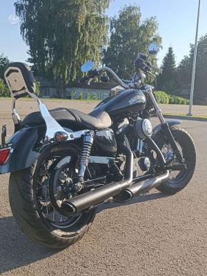 Black Harley-Davidson Sportster 2014 in Pagegiai, with an engine capacity of 1.20 L and mileage of 46 thousand km for 9100 €, photo 8 on AUTOMOTO.COM.LV