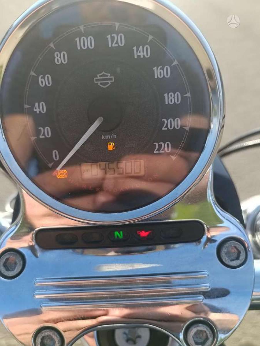 Black Harley-Davidson Sportster 2014 in Pagegiai, with an engine capacity of 1.20 L and mileage of 46 thousand km for 9100 €, photo 13 on AUTOMOTO.COM.LV