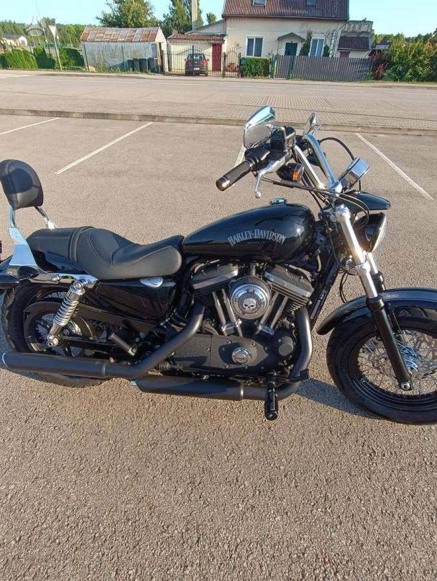 Black Harley-Davidson Sportster 2014 in Pagegiai, with an engine capacity of 1.20 L and mileage of 46 thousand km for 9100 €, photo 16 on AUTOMOTO.COM.LV