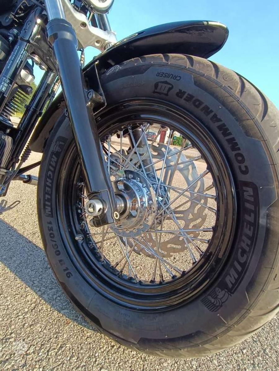 Black Harley-Davidson Sportster 2014 in Pagegiai, with an engine capacity of 1.20 L and mileage of 46 thousand km for 9100 €, photo 18 on AUTOMOTO.COM.LV