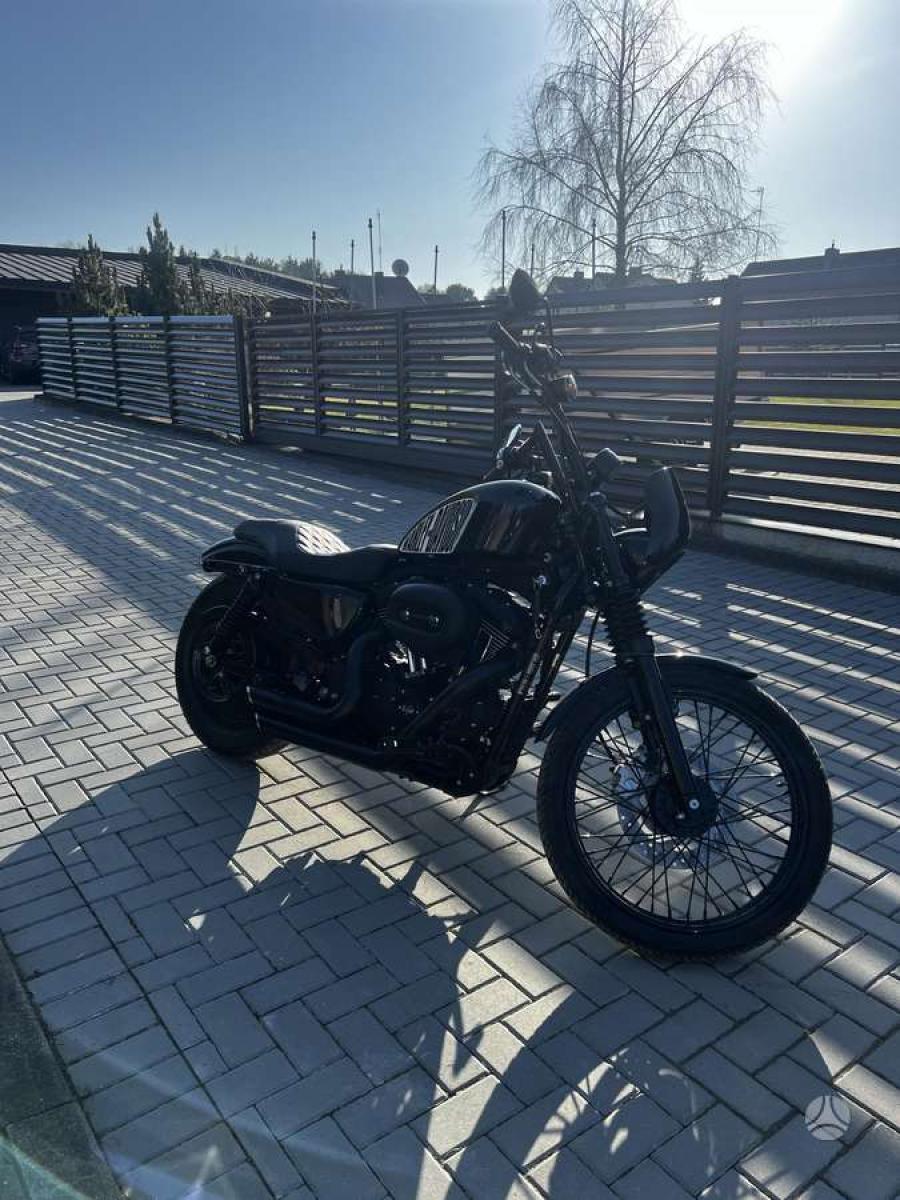 Melns Harley-Davidson Sportster 2015 Kauņa, ar dzinēja tilpumu 1.20 L un nobraukumu 29 tūkst. km par 6700 €, foto 1 vietnē AUTOMOTO.COM.LV