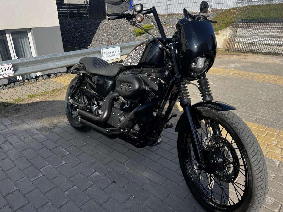 Melns Harley-Davidson Sportster 2015 Kauņa, ar dzinēja tilpumu 1.20 L un nobraukumu 29 tūkst. km par 6700 €, foto 2 vietnē AUTOMOTO.COM.LV