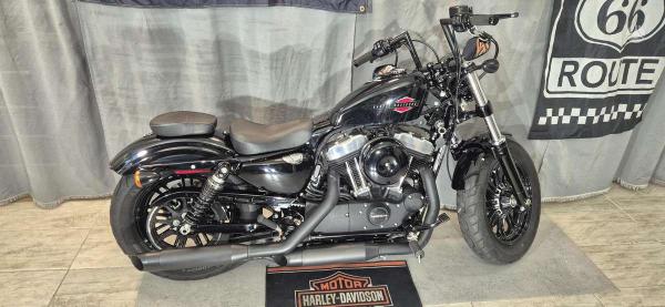 Black Harley-Davidson Sportster 2019 in Kaunas, with an engine capacity of 1.20 L and mileage of 10 thousand km for 7600 €, photo 1 on AUTOMOTO.COM.LV