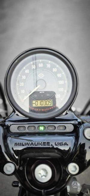 Black Harley-Davidson Sportster 2019 in Kaunas, with an engine capacity of 1.20 L and mileage of 10 thousand km for 7600 €, photo 15 on AUTOMOTO.COM.LV