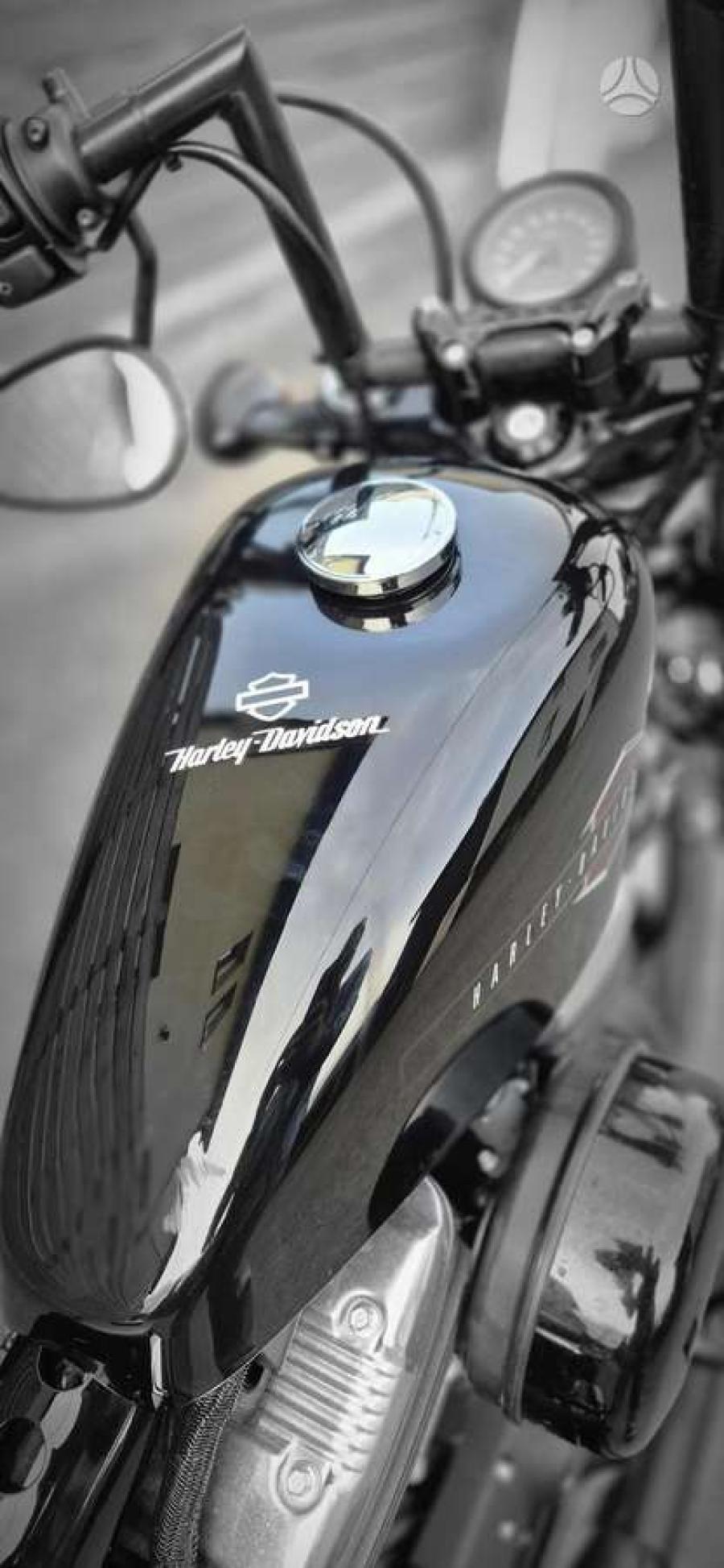 Black Harley-Davidson Sportster 2019 in Kaunas, with an engine capacity of 1.20 L and mileage of 10 thousand km for 7600 €, photo 23 on AUTOMOTO.COM.LV