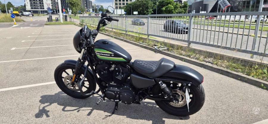 Черный Харли-Девидсон Sportster 2021 в Вильнюс, объемом двигателя 1.20 л и пробегом 4 тыс. км за 6999 €, фото 2 на AUTOMOTO.COM.LV