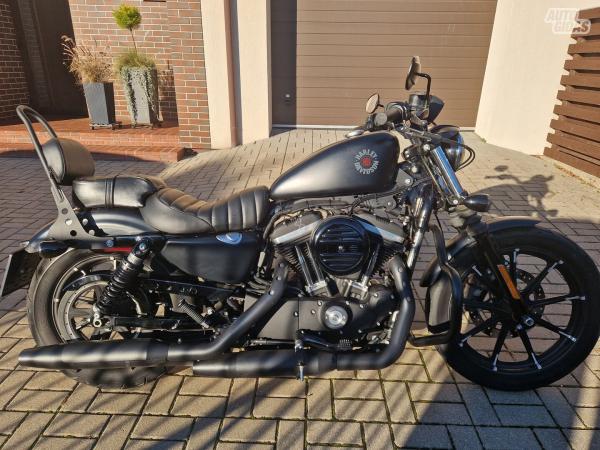 Black Harley-Davidson Sportster 2021 in Klaipeda, with an engine capacity of 0.88 L and mileage of 9 thousand km for 6890 €, photo 2 on AUTOMOTO.COM.LV