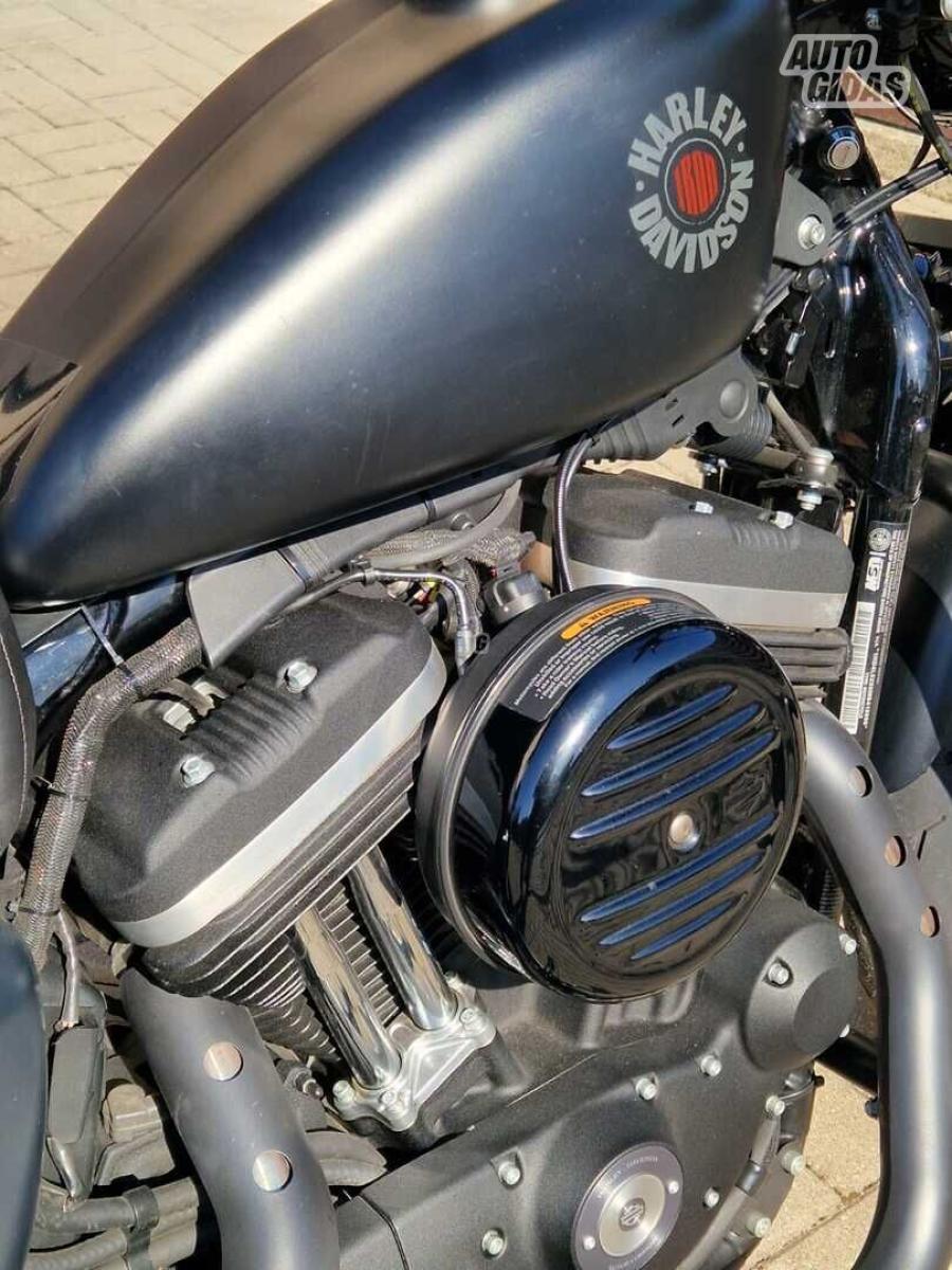 Black Harley-Davidson Sportster 2021 in Klaipeda, with an engine capacity of 0.88 L and mileage of 9 thousand km for 6890 €, photo 10 on AUTOMOTO.COM.LV