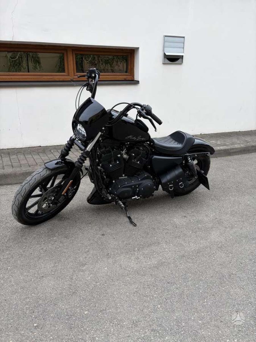 Black Harley-Davidson Sportster 2021 in Siauliai, with an engine capacity of 1.20 L and mileage of 18 thousand km for 7600 €, photo 5 on AUTOMOTO.COM.LV
