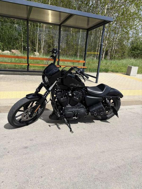Black Harley-Davidson Sportster 2021 in Siauliai, with an engine capacity of 1.20 L and mileage of 18 thousand km for 7600 €, photo 5 on AUTOMOTO.COM.LV