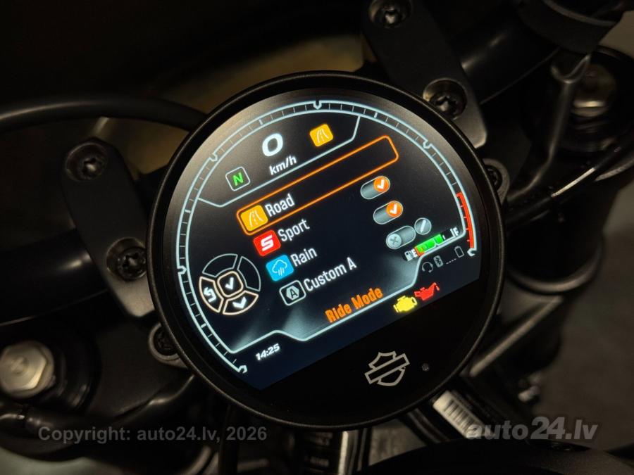 Черный Харли-Девидсон Sportster 2025 в Таллин, объемом двигателя 1.25 л и пробегом 1 тыс. км за 18900 €, фото 15 на AUTOMOTO.COM.LV