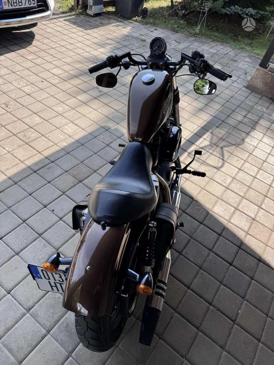 Brown Harley-Davidson Sportster 2020 in Alytus, with an engine capacity of 0.88 L and mileage of 11 thousand km for 6500 €, photo 5 on AUTOMOTO.COM.LV