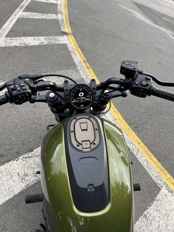Зеленый Харли-Девидсон Sportster 2022 в Каунас, объемом двигателя 1.25 л и пробегом 6 тыс. км за 11000 €, фото 8 на AUTOMOTO.COM.LV