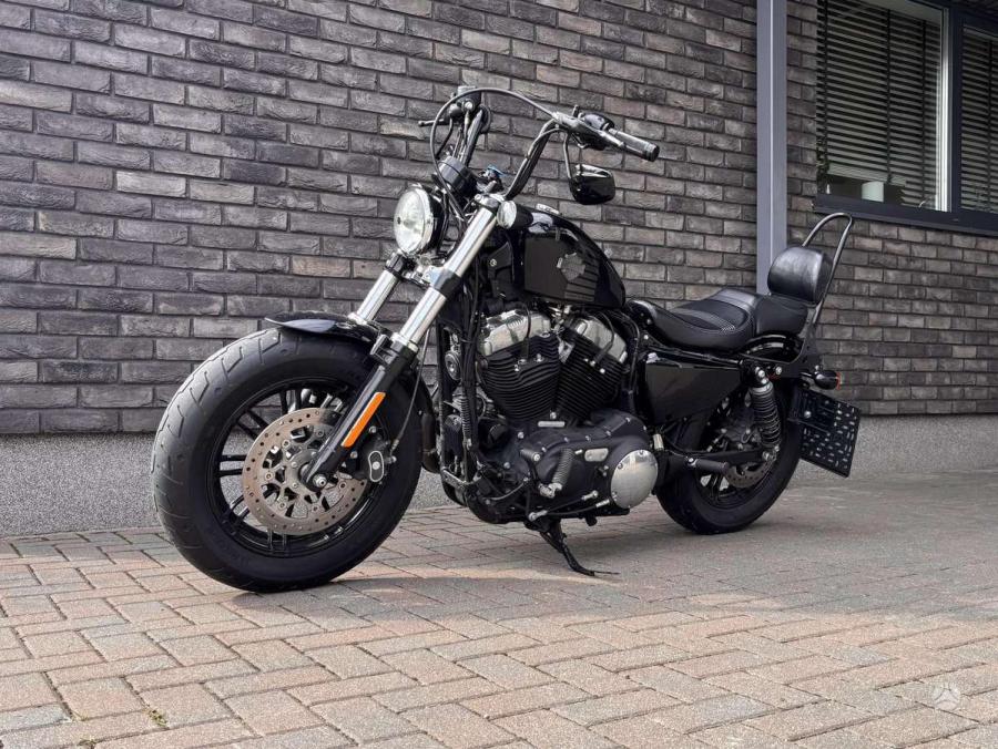 Харли-Девидсон Sportster 2016 в Вильнюс, объемом двигателя 1.20 л и пробегом 13 тыс. км за 6950 €, фото 4 на AUTOMOTO.COM.LV