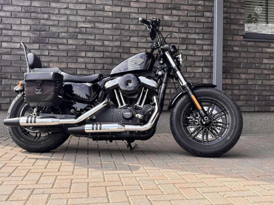 Харли-Девидсон Sportster 2016 в Вильнюс, объемом двигателя 1.20 л и пробегом 13 тыс. км за 6950 €, фото 5 на AUTOMOTO.COM.LV