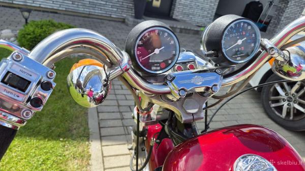 Red Harley-Davidson Sportster 1979 in Kaunas, with an engine capacity of 1.00 L and mileage of 1000 thousand km for 6750 €, photo 6 on AUTOMOTO.COM.LV