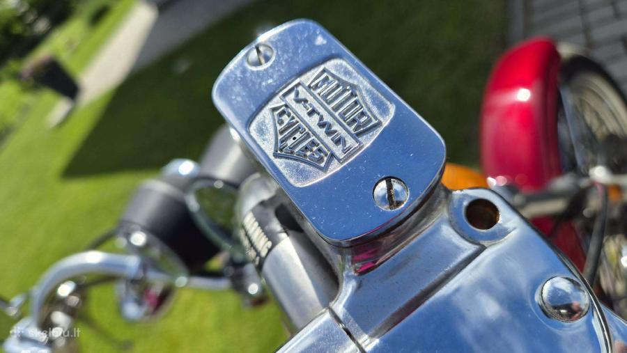 Красный Харли-Девидсон Sportster 1979 в Каунас, объемом двигателя 1.00 л и пробегом 1000 тыс. км за 6750 €, фото 9 на AUTOMOTO.COM.LV