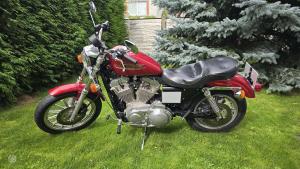 Red Harley-Davidson Sportster 1997 in Kaunas, with an engine capacity of 0.88 L and mileage of 64 thousand km for 3900 €, photo 21 on AUTOMOTO.COM.LV