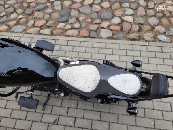 Melns Harley-Davidson Springer 2013 Kauņa, ar dzinēja tilpumu 0.00 L un nobraukumu 13 tūkst. km par 6990 €, foto 3 vietnē AUTOMOTO.COM.LV