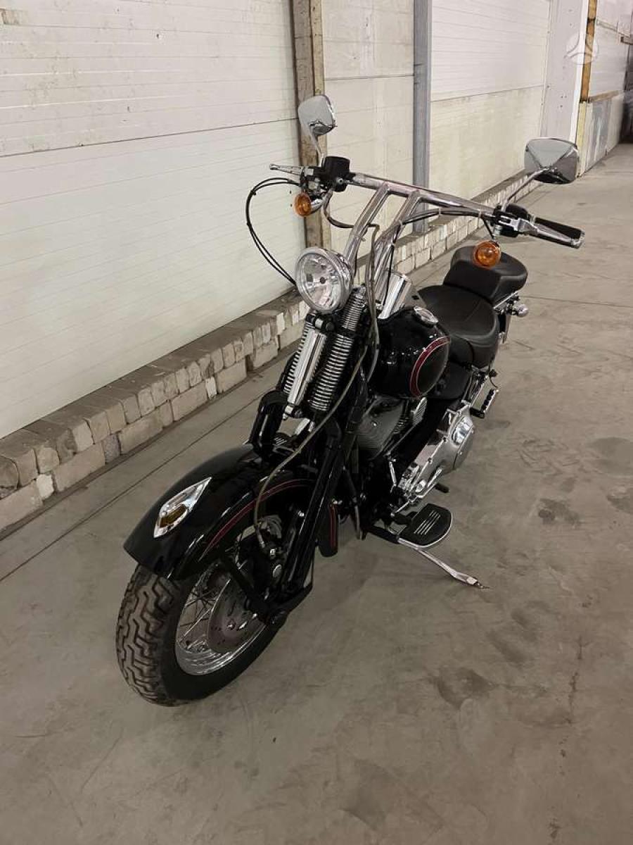 Harley-Davidson Springer 2005 in Siauliai, with an engine capacity of 1.45 L and mileage of 28 thousand km for 7506 €, photo 6 on AUTOMOTO.COM.LV
